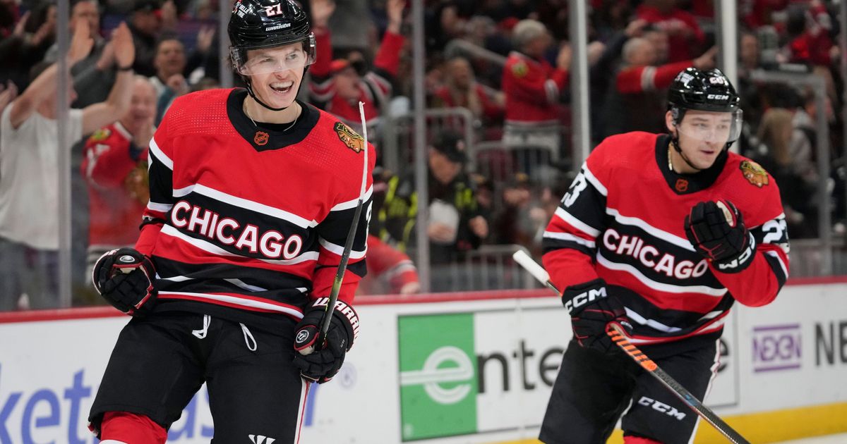 Eishockey NHL: Erstes Tor für Nürnberger Lukas Reichel (20) | Express