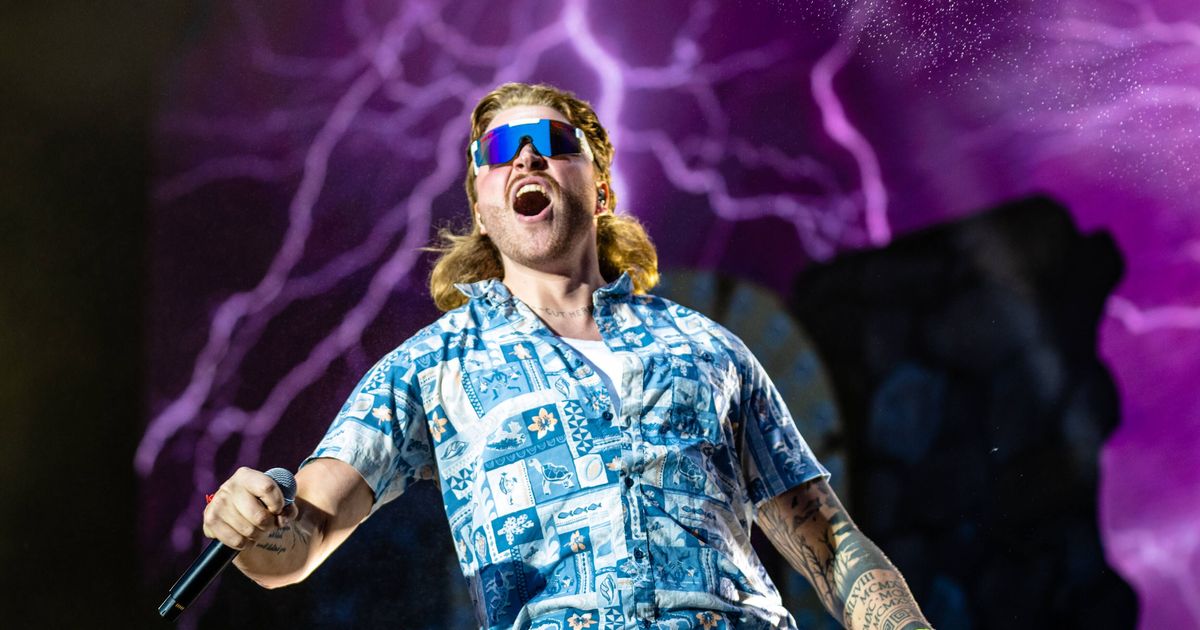 Rapper Finch droht Konzert-„Dauerfilmern“: „Bin kein Affe im Zoo“ | Express