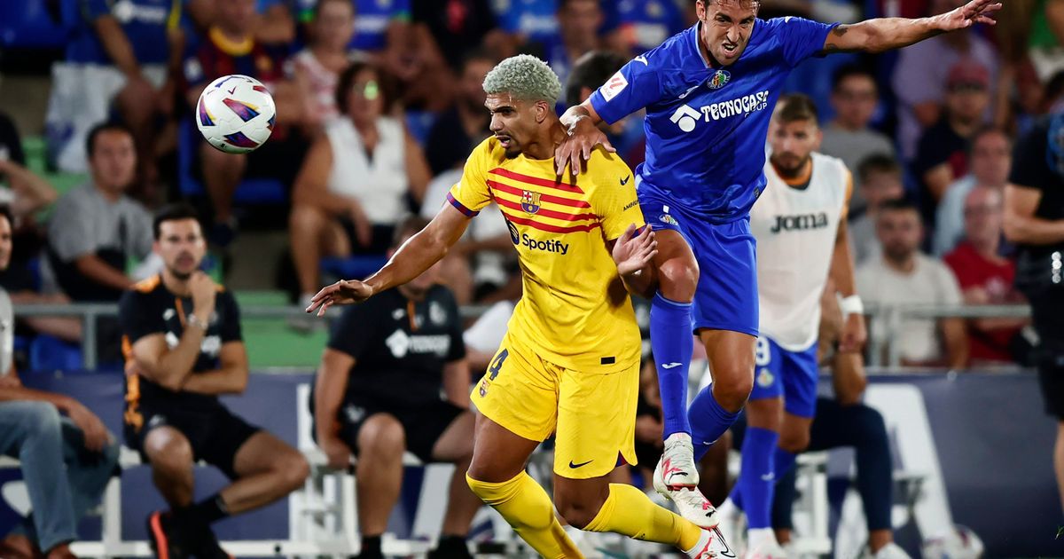 FC Barcelona: Hand-Szene und drei Platzverweise bei Liga-Auftakt | Express