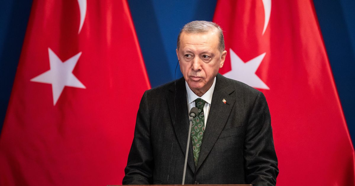 Erdogan schockt mit Vergleich, „reicher als Hitler“ | Express