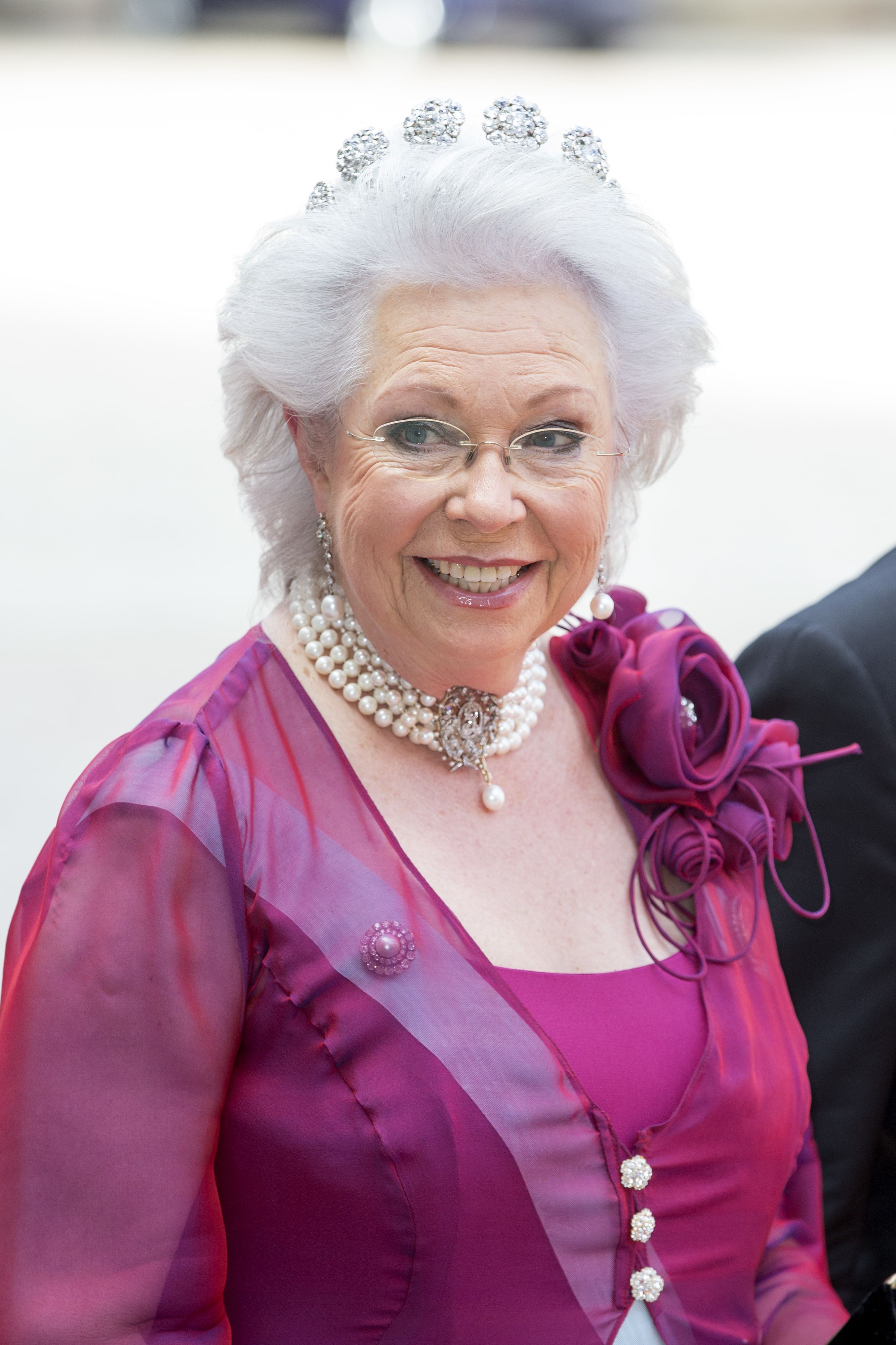 Queen Camilla: Harte Vorwürfe gegen Prinz Harry nach Besuch | Express