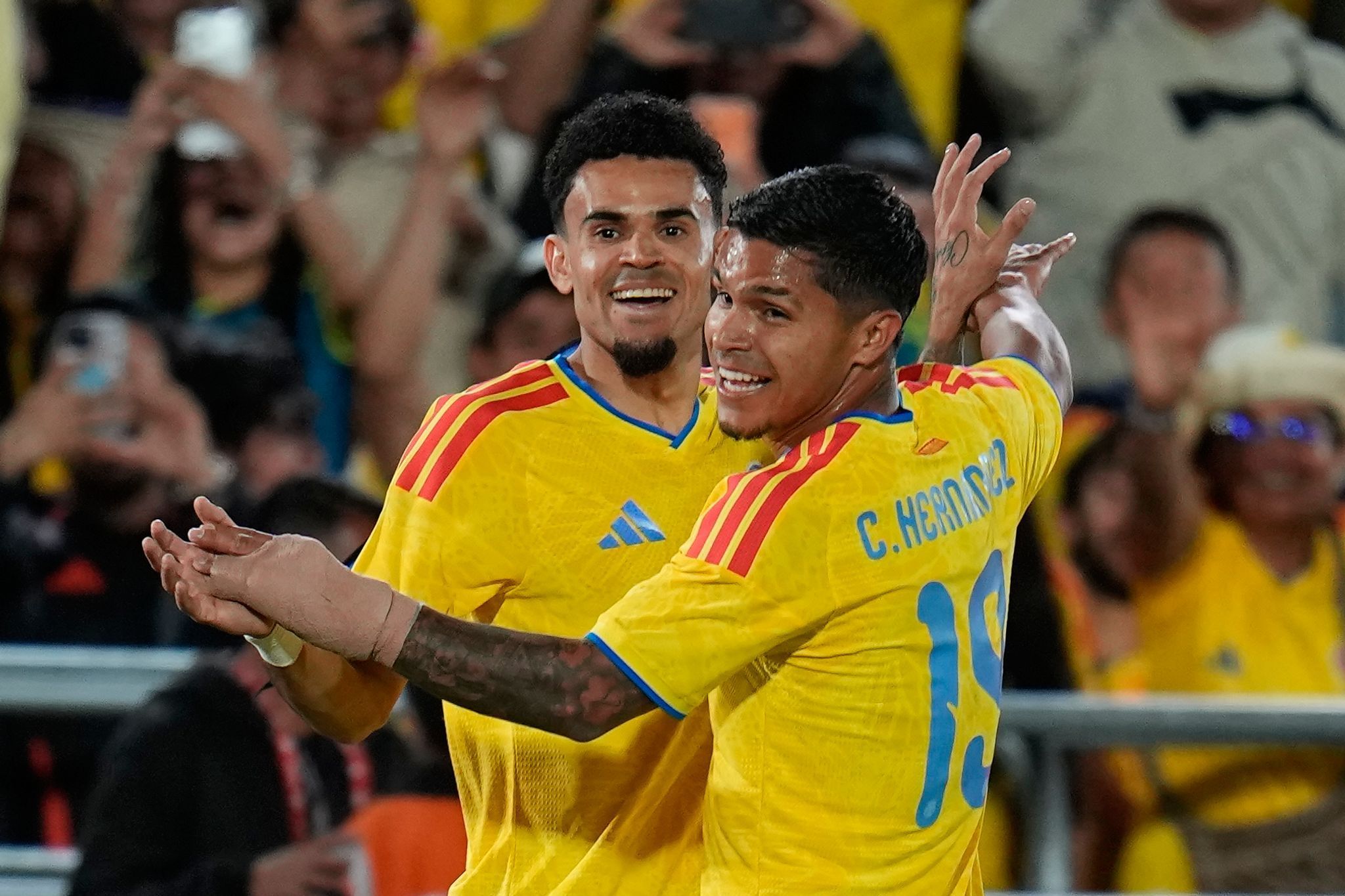 FC Bayern Star Luis Díaz trifft: Kolumbien glänzt im WM-Test gegen ...