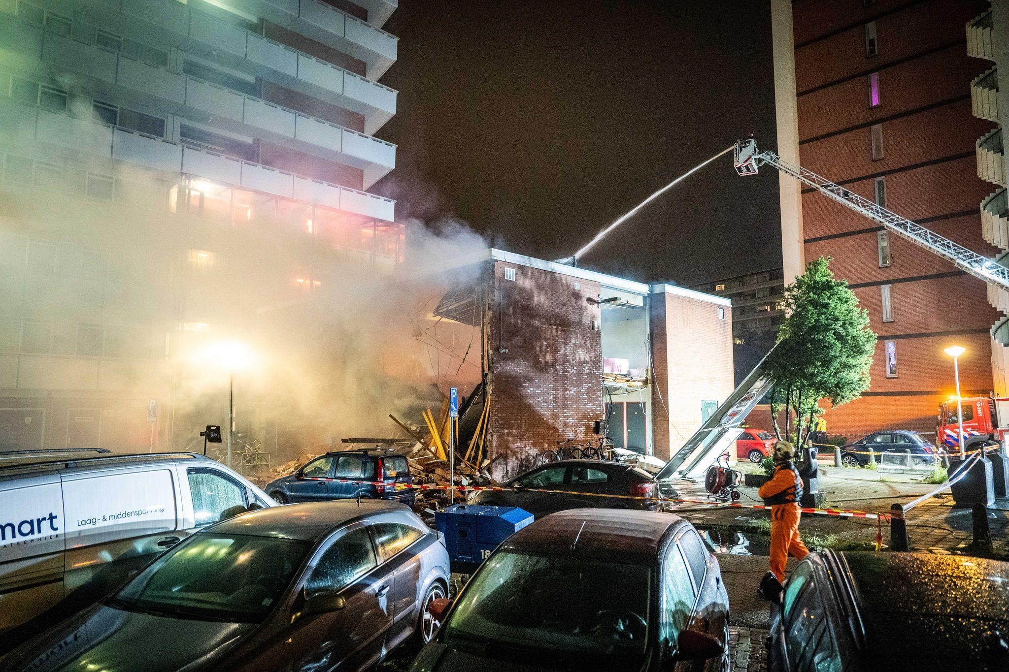 Bomben-Werkstatt in Amsterdam explodiert: Geldautomaten-Sprenger ...